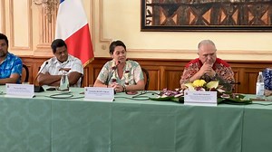 [ Na Samantha Bonet-Tirao te faatere hau api e mono ia Ronny Teriipaia / Samantha Bonet-Tirao qui succède à Ronny Teriipaia ] Mahana pae i te 13 no fepuare 2026 - Ua titau te peretiteni no te Hau Fenua i te mau papai ve’a i te aorai no te peretiteniraa no te faaite te faatere hau api e tiaau nei i te haapiiraa e te hiroa tumu. A Samantha Bonet-Tirao e mono ia Ronny Teriipaia. Iaau i tona manao, e tamau noa ona i te ohipa o tei rave hia e te faatere hau tahito. Vendredi 13 février 2026 - Le prési