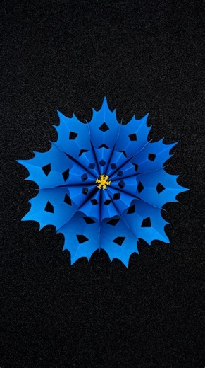 Creative Christmas Snowflake Making Ideas ❄️ Unique Paper Snowflake Crafts for Christmas🎄 New Style Christmas Snowflake Decorations #fblifestyle #SnowflakeMagic #WinterArtistry #SnowflakeDesigns | MN Craft and Arts