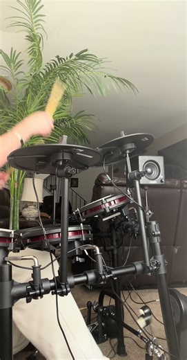 @Crowbarmusic Repulsive in its splendid beauty drum cover I tried finding a drumless version but I couldn’t it’s ok tho👍👍🥳