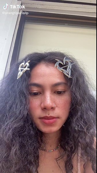 วิดีโอของ มะปรางค์อยากรวยยย. (@prangtipsirisilp) พร้อมเพลง lonely - coinyes