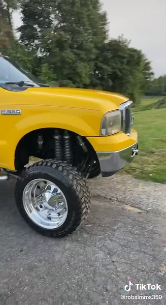 Armadillo Shines at Carlisle Truck Nationals