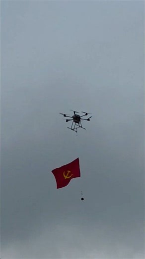 🔥Sản phẩm bên em bao gồm phần cứng và phần mềm RUSTECH hệ thống quản lý bay an toàn được một đơn vị sử dụng. 👮🏻‍♂️Tuy trời đang mưa phùn nhưng các bác vẫn bay ổn định quá bên em tặng liền Key License active 1month RUSTECH MISSION CONTROL 😁 👨🏻‍🔧Anh chị nào trải nghiệm các sản phẩm từ phần cứng đến phần mềm mới ra bên em cũng sẽ có ưu đãi sử dụng các Key License nhé. 🥰💯 🚀Nhân tiện em giới thiệu sản phẩm trong video là dòng RUSAR bên em ứng dụng được nhiều bài toán nhờ các feature chính s