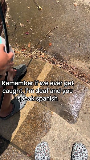 Power Washing Driveway: Cleaning Tips and Tricks