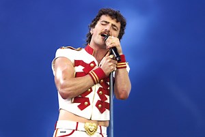 Fans Are Comparing This ‘Beautiful Things’ Star To Legendary Queen Icon and We Can Totally See Why