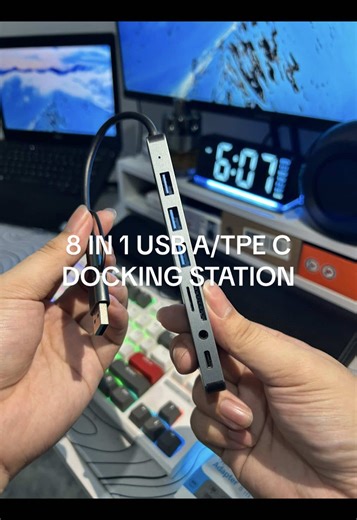 8-in-1 USB Docking Station for Enhanced Connectivity