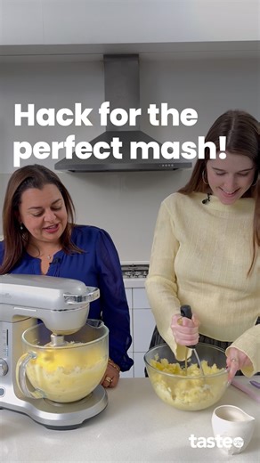 The best way to make mashed potatoes isn’t with a potato masher... For the fastest, creamiest mash, we turn to the stand mixer! https://www.taste.com.au/articles/so-smooth-fluffy-best-way-make-mashed-potatoes-isnt-masher/kvfvcpp2 | Taste.com.au