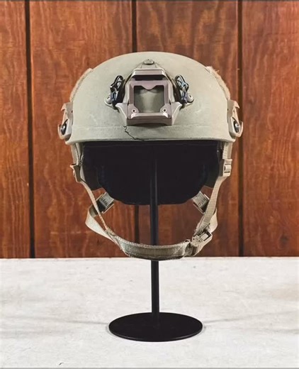 Phill jon on Instagram: "L/XL Ops Core Ballistic FTHS Prototype #ballistichelmet #usa #europe #tacticalgear #military"