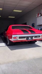 This 1970 Chevelle is all business with beadlocks and a big ole cowl hood. Spotted on MS Classic Cars. #MuscleKingz #Chevelle #MuscleCars #ClassicCars #CarEnthusiast #MSClassicCars #VintageMuscle | MuscleKingz
