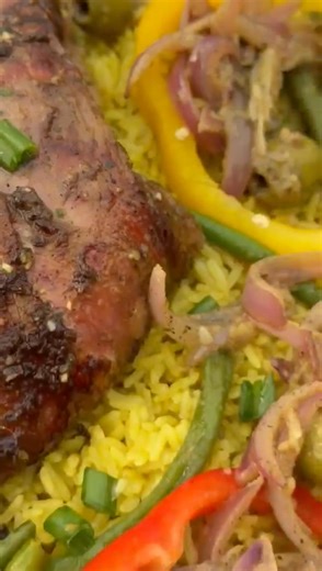 14 reactions | Bonsoir  chers tous ! Menu de ce Mardi Poisson braisé : 5000F / 1 accompagnement : 1000F Saka Saka Madessu + pilons  de poulet - riz - banane vapeur : 7000F Boulettes de viande à la provençale + crevettes 戀 + beignets - riz : 8000F Livraison  : 2000F Lbv / 2500F Akanda et Owendo Tel: 077568483 / 077102640 | Chef Do | Facebook