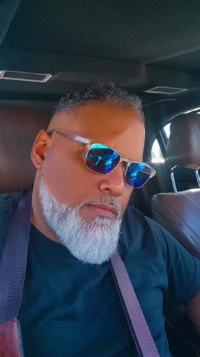 Real Boss! #entrepreneurship #entrepreneur #real #nextlevel @'tiel @Cesar Vladimir @Cesar Munoz @Appalachian mountain man @elviraduenas1 @Kaira