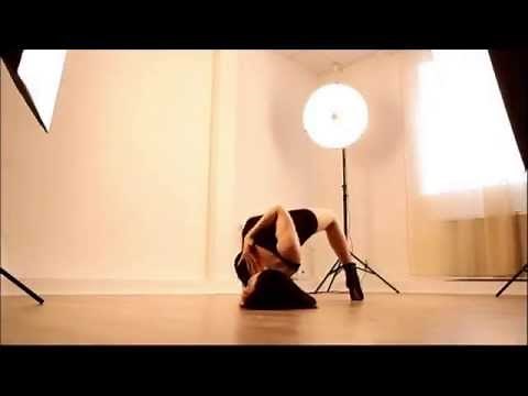 5 Sexy Strip Dance Moves EVERY WOMAN MUST KNOW-4 (Tutorial)