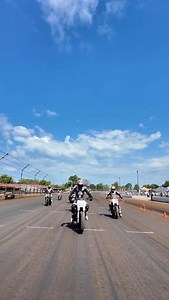 The sounds of Qualifying at the Springfield Mile. 🏁🏁 #progressiveaft #flattrack #americanflattrack #motorcycleracing #motorcycle #flattrackracing #flattrackracing #springfield | American Flat Track