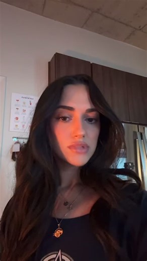 does anyone else have intrusive thoughts? #intrusivethoughts #intrusivethinking #ocd #ocdawareness #relatable #funny | Daniella Lopez