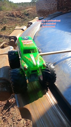 GRAVE DIGGER rolling while cutting a tree 🌲 #cutterman830 #DoritosTriangleTryout #cutterman #goprohero9 #gravedigger #equipment #tigercatforestry #33333trees #needforspeed