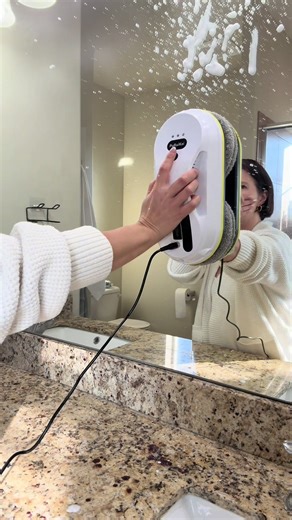 Effortless Window Cleaning with Robot Technology