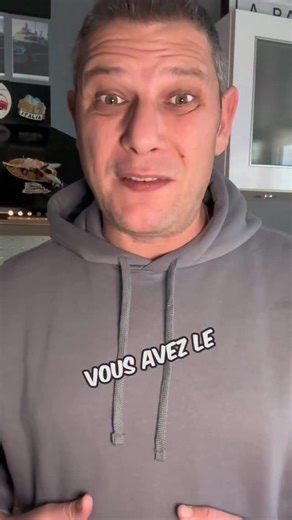 Lionel Ventura on Instagram: "🤢 Constipation, ventre gonflé, douleurs abdominales ? Si ton ventre te fait vivre un vrai enfer en ce moment, n’ignore pas ces signaux. Avant de te jeter sur des solutions chimiques, il existe une méthode 100 % naturelle, simple et accessible, qui peut réellement soulager ton système digestif et t’aider à retrouver du confort au quotidien. 👉 Dans cette vidéo, je te montre comment faire, quand l’utiliser et pourquoi ça fonctionne. Parfois, de petits gestes bien fai