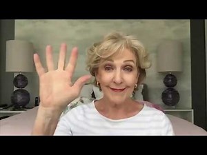 Mum Has No Idea How Zoom Works | Comedy Sketch