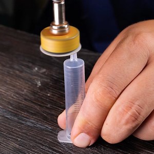 A mini battery powered spot welder for thin metal sheets | 5-Minute Crafts Men