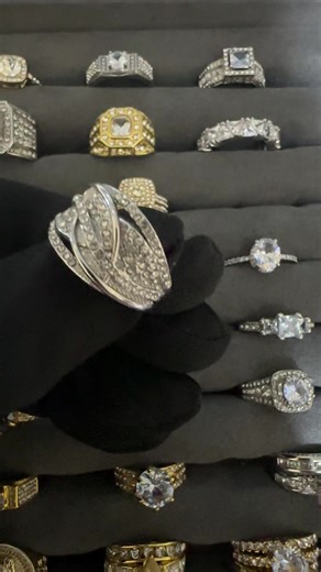 Men’s & Women’s Plus-Size Fashion Rings 💍 Fixed Price: K500 Available Sizes: US 9 – US 13