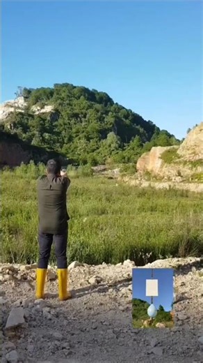 170 Metreden Tabanca İle Balona Atış 😱 170m shot with a 9mm Pistol #shorts