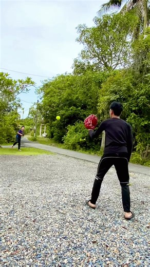 Weekend.. Catching.. throwing #fyp #bolahijau🥎 #softballlife #softball