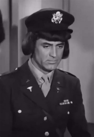i felt lied too that cary grant is only a woman for the last 6min film: i was a male war bride (1949) #oldhollywood #carygrant #fyp #andrewindrag #classichollywood