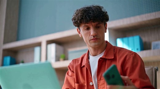 7 Benefits of Text Message Auto-Replies For Businesses