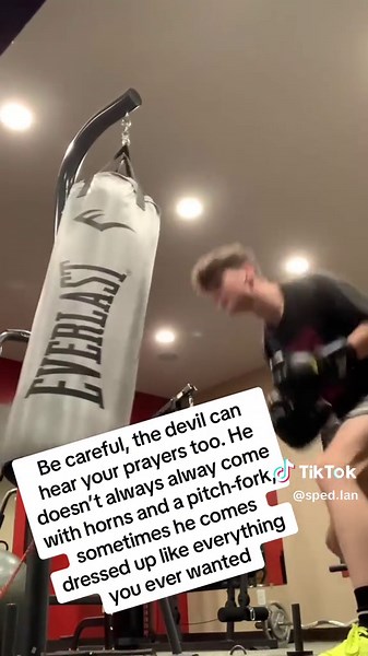 Thinking alot recently, thinking about tbe “real life” getting used to it slowly #fyp#fortoupage