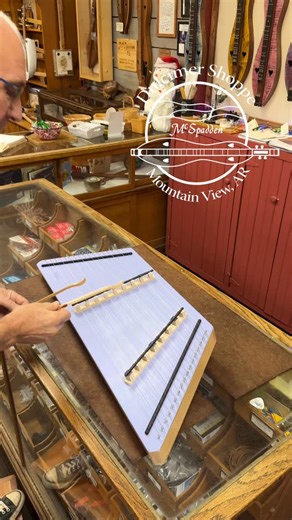 “Good King Wenceslas” Tim is playing on a Periwinkle Bird Songbird Fledgling 9/8 hammered dulcimer. Made in Iowa. These are great for Christmas gifts. Need something smaller to travel with? Perfect. We also have light blue and light green available. Pic in comments. Come see what you’ve been missing! #songbirddulcimers #madeintheusa #madeiniowa #hammereddulcimer #fledgeling #goodkingwenceslas #christmasgift #giftideas #christmasiscoming https://mcspaddendulcimers.com/products/one-string-9-8-fled
