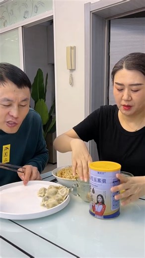 1.6M views · 10K reactions | Trending Views on Tiktok Parents show challenge eat food Comedy #track #covid #virals #episode 藍50 | BOOM TV | Facebook