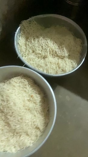 53K views · 1.9K reactions | Aaj raste mein ₹10 ka note gira hua milta hai ❤️ #twostrugglevlogs #reels #reelsinstagram #reelsvideo #trendingreels #love #viral #instagood #instagram #trending #reelsfb #reelsviral | Two Struggle vlogs | Facebook