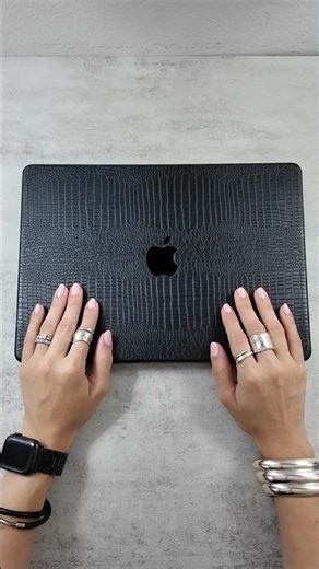 New MacBook Pro case #unboxing