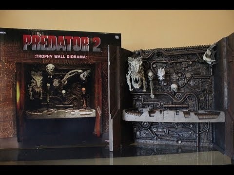 NECA Predator 2 Trophy Wall Diorama review
