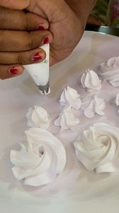 4.6K views · 14 reactions | Icing techniques | Vidya's kitchen yummy cakes | Facebook