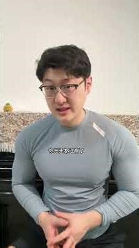 How to Chat with a Muscular Guy - Ultimate Tips for Flirty Conversations