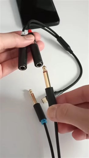 Plug Right & Left connectors cable into female Akai USB type C DAC adapter for Android phone #shorts