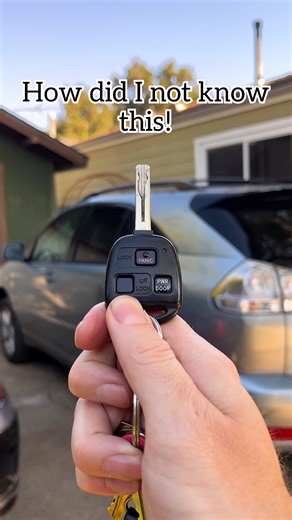Secret Smart Auto Trick! Simple car key trick to roll down all the windows! #car #roadtrip #oddlysatisfying #autos #dadlife | The Lauren Show