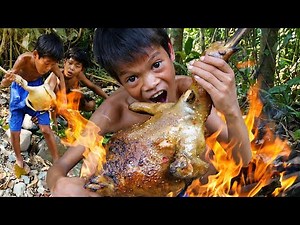 Cooking Chicken Big / Primitive Technology