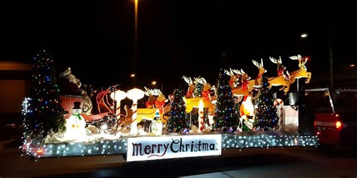 COUNTDOWN TO CHRISTMAS: The Santa Float