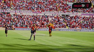 39K views · 2.6K reactions | ⚫ Infaltables en nuestras alegrías, Lucía Grundy y Barajo, amenizaron con música en vivo la Final de Ida de la Liga 1. Ahora nos toca seguir alentando ¡NADIE VA A PARAR ESTA LOCURA! 女 | FBC Melgar | Facebook