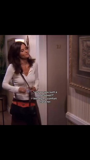 The bed one is so real though like why would you put the flowers upside down!!!? | Daily Friends Content