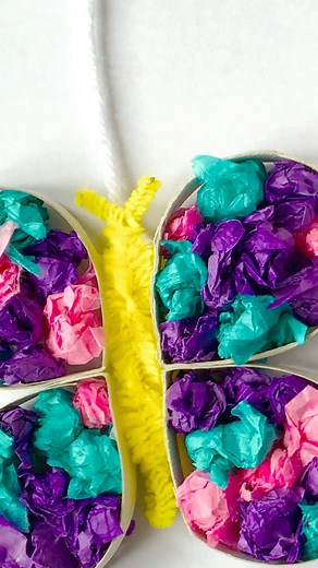 103K views · 218 reactions | Work on those pincher muscles and hand-eye coordination with this fun butterfly craft! You little one will love this activity and they are working on their fine motor skills! #toddlermom #toddlerdad #toddlerplay #finemotorskills #finemotoractivity #finemotorskillsactivities #finemotordevelopment #playbasedlearning #learningthroughplay | Construction Paper Crafts for Kids | Facebook