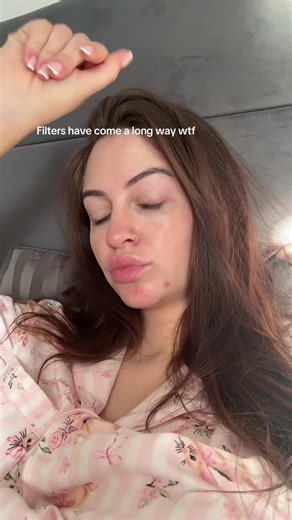 Demi 🐚 🥥 ☁️ (@demx.o)’s videos with whos that chick - 🎧