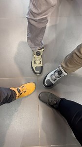 Semua pakai CC Protectors , dah dia sorang beza 🤣 #SerdangMotorcycle #CCProtectors #RidingShoes #funny #fyp | Serdang Motorcycle