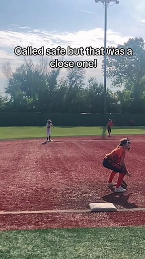 Avoiding runner interference on the play and doing what you can to be safe! #softball #track #youthsoftball