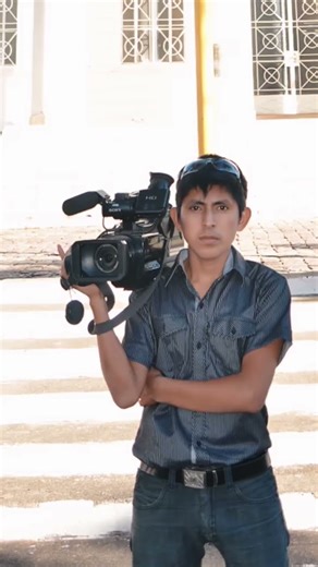 Mi AVCHD de Montaje en el hombro Sony HXR, tuve que cambiarlo por una Sony a7IV #sony #camera