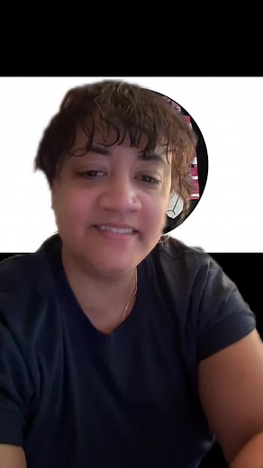 Kamala Harris reactong to the Michigan “I Voted” sticker 😂 #kamalaharris #impression #funny #ivoted #fyp #foryou #vira #greenscreen