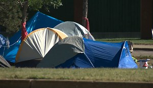 Edmonton part of national call to repurpose hotels, motels to address homelessness before winter