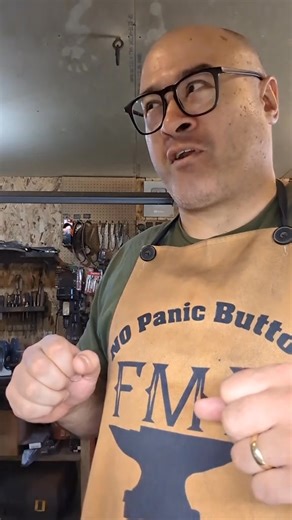 If you're Petty and you know it, clap your hands! #hoa #lighting #getoffmylawn #camera | Christopher Chloe