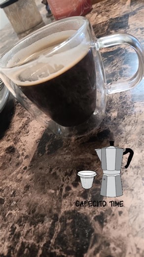 Happy Monday guys!!! much love and God bless!!! made the perfect cafecito this morning! you have your coffee today??? #coffee #cafecito #cafellave #cortadito #breakfast